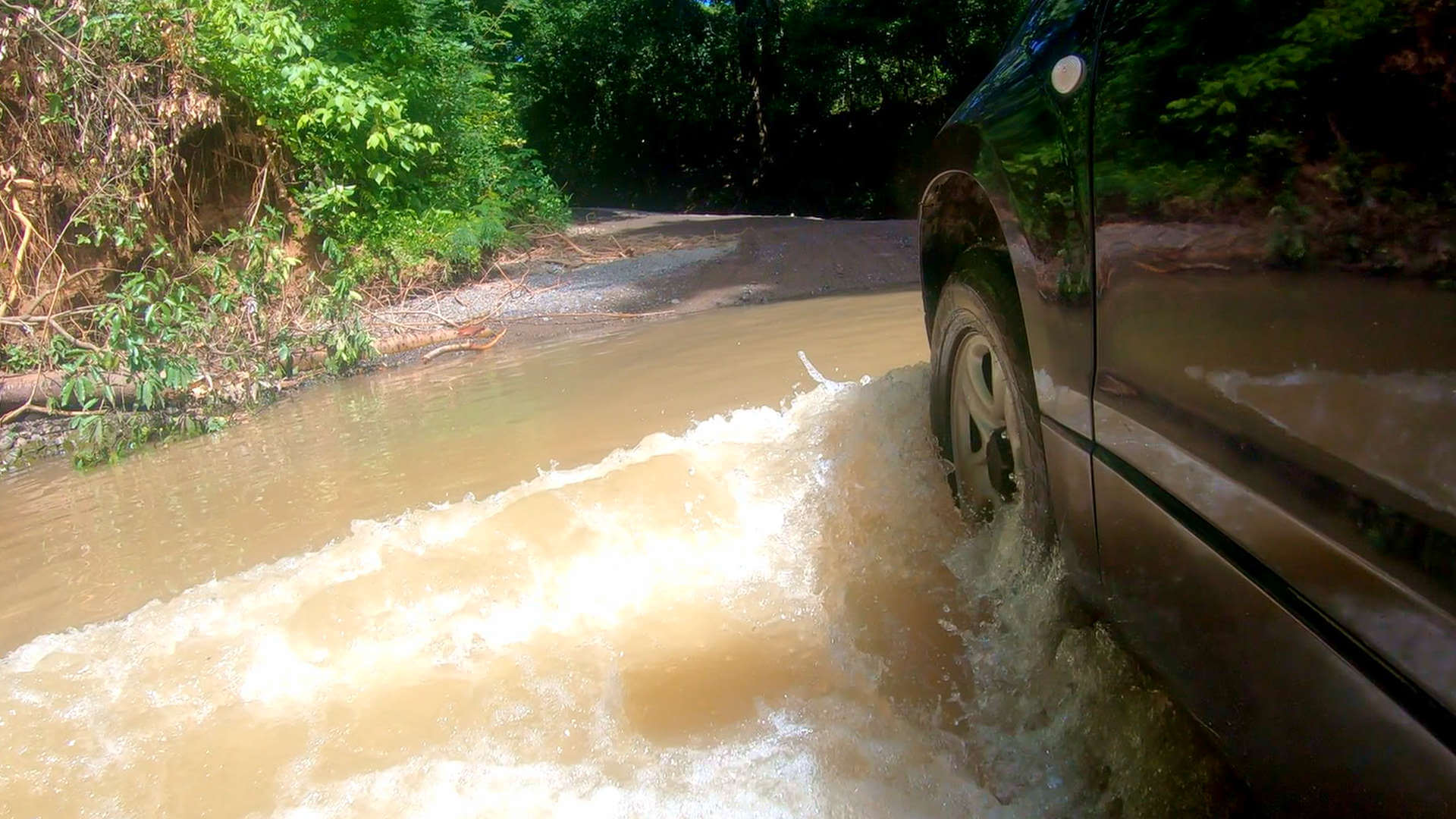 The Monkey Trail: Adventure Driving - Sights and Sounds